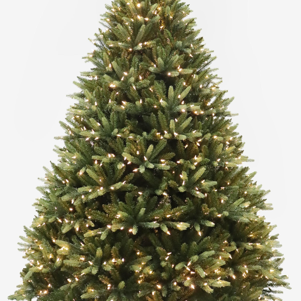 Puleo International 7.5ft Pre-Lit Washington Valley Spruce PE/PVC Tree ...